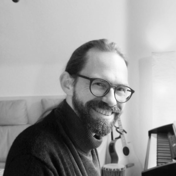 Steven Parry – Instrumentor